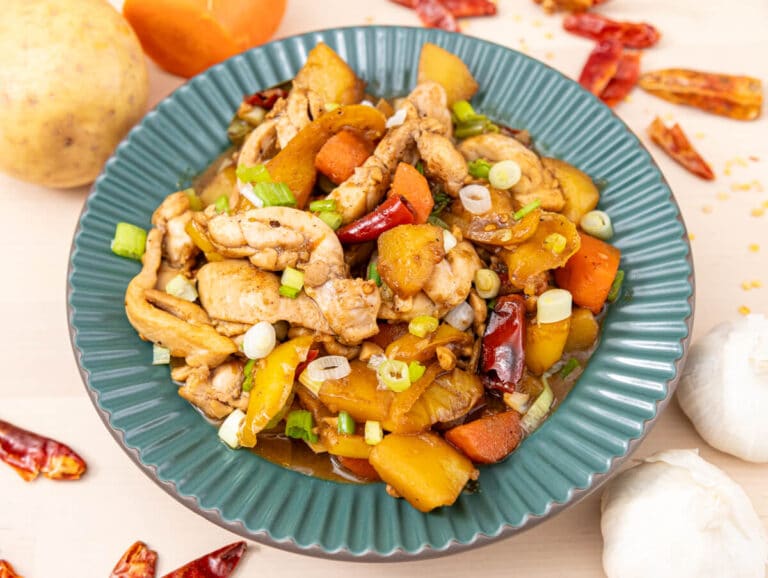 Dapanji (”Big Plate Chicken” from Xinjiang) - Garlic All Day