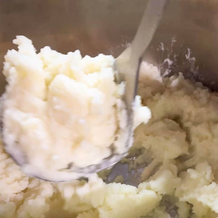 Instant Pot Garlic Mashed Potatoes (No Drain) - Garlic All Day